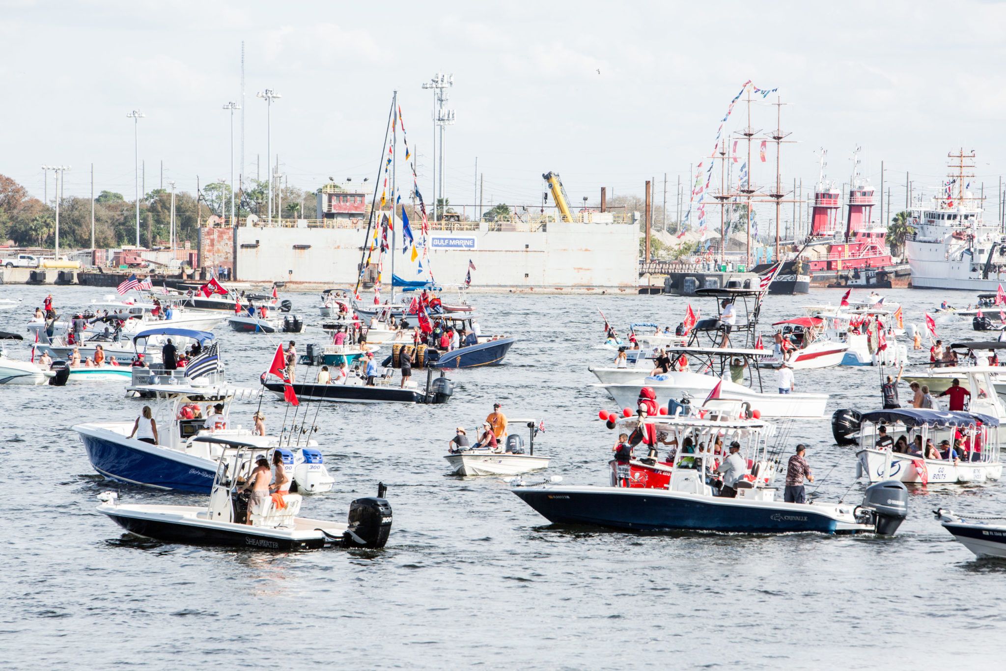 Tampa Bay Buccaneers Super Bowl Boat Parade Pictures