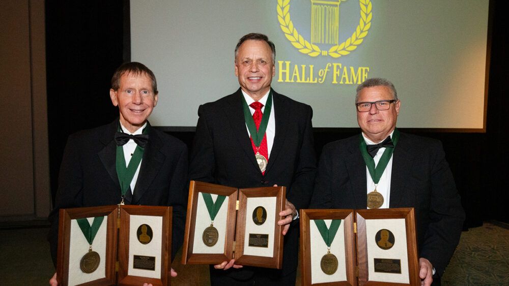 Former Senate President Tom Lee inducted into Florida Housing Hall of ...